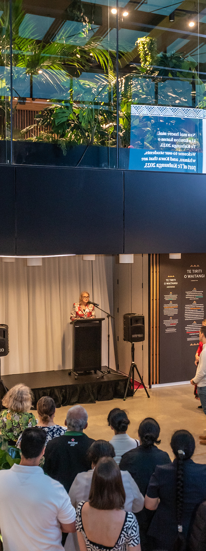 About | Meredith Connell